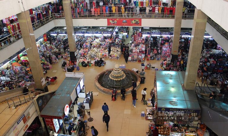 The Ultimate Guide To Dong Xuan Market: The Best Shopper's Haven In Hanoi - YESD Travel